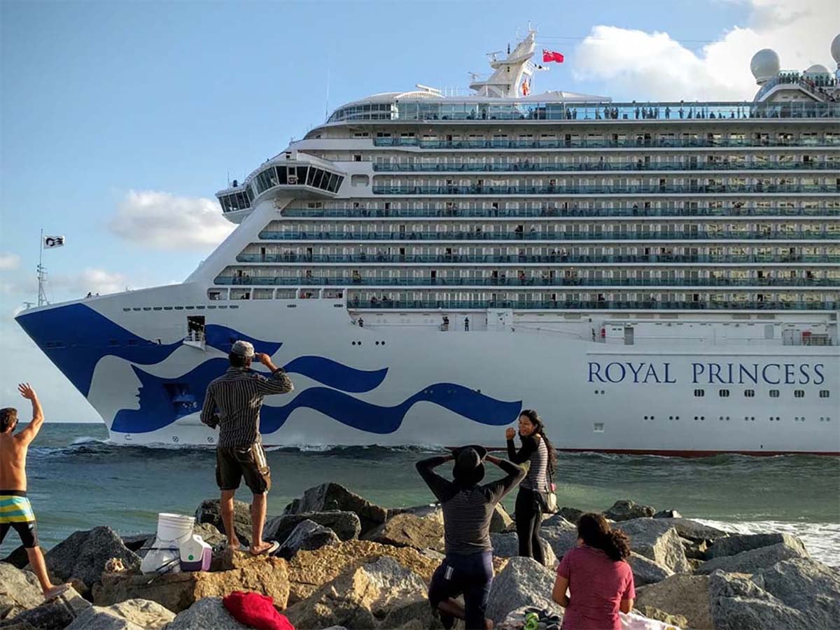 royal princess at pefl meta2.jpg